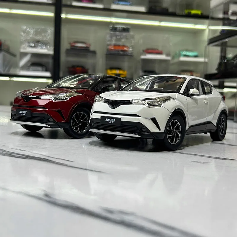 Original IZOA alloy 1:18 simulation car model Alloy diecast car model ...