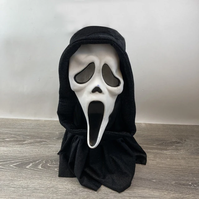 Halloween costume scream mask with blood knife retro horror ghost face ...
