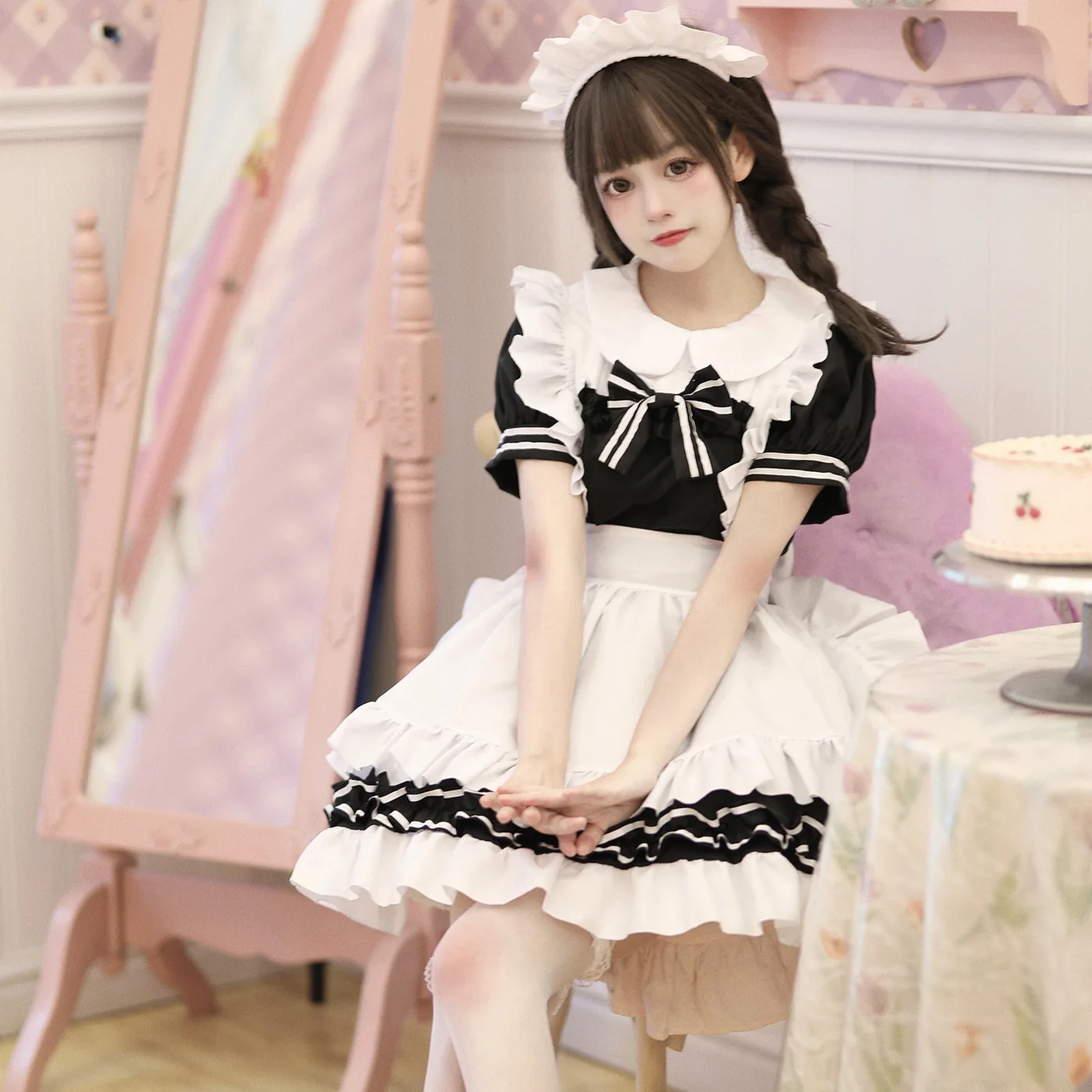 American-and-Japanese-Style-New-Cute-Maid-Black-and-White-Classic-Maid ...