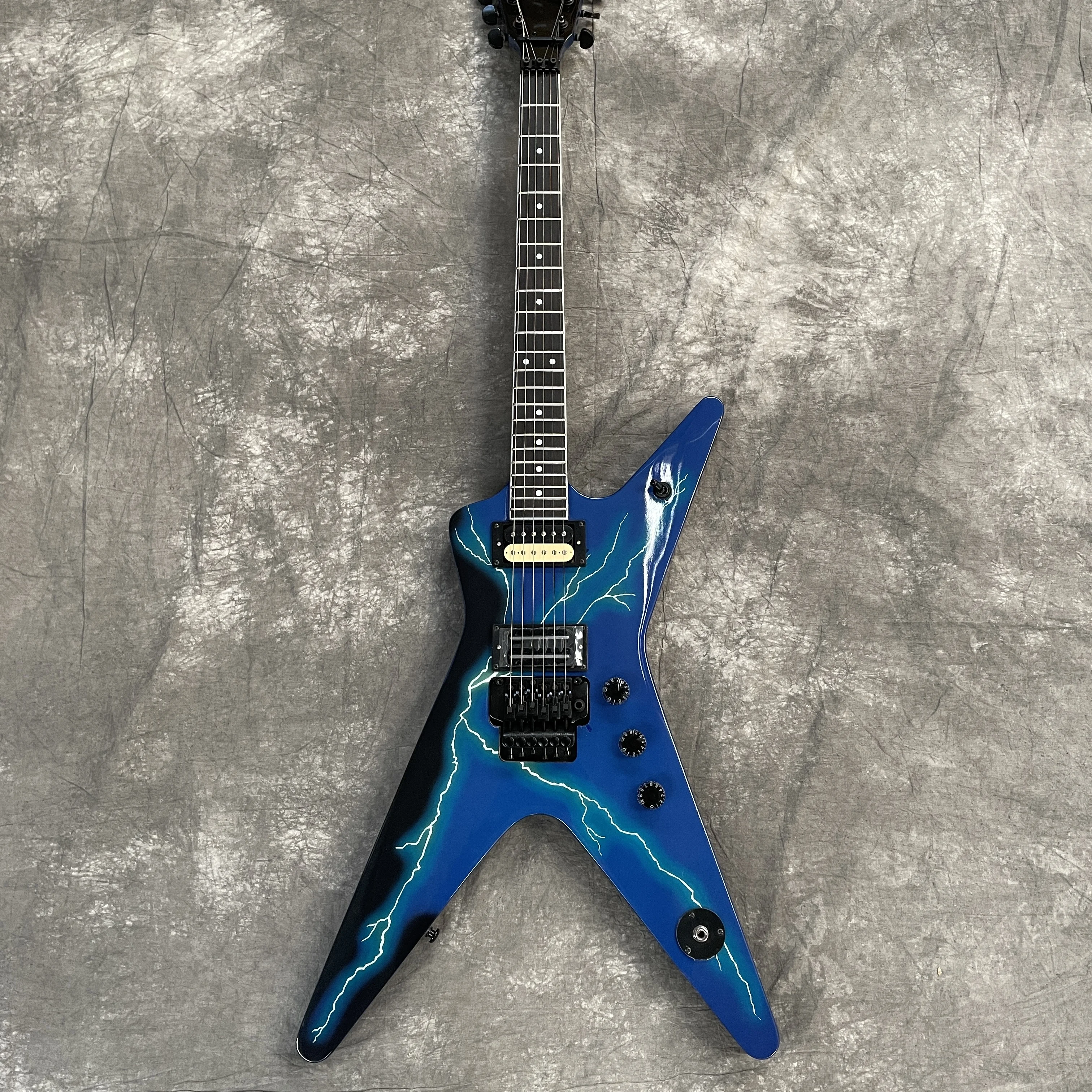 2025 Blue Dime Guitar Custom Dean Rosewood Fretboard Black Tremolo w ...