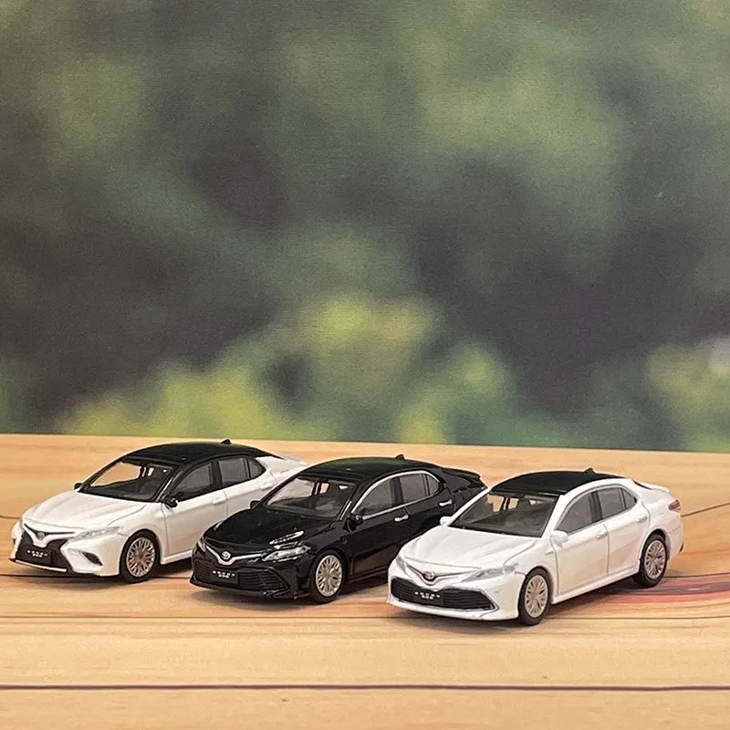 1-64-Toyota-Camry-Alloy-Car-Diecasts-Toy-Vehicles-Car-Model-Miniature ...