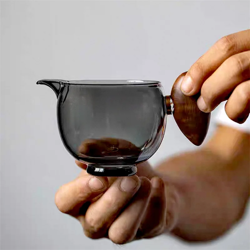 200ML Wooden Handle Heat-resistant Glass Tea Pitcher Fair Cup Tea Mug ...