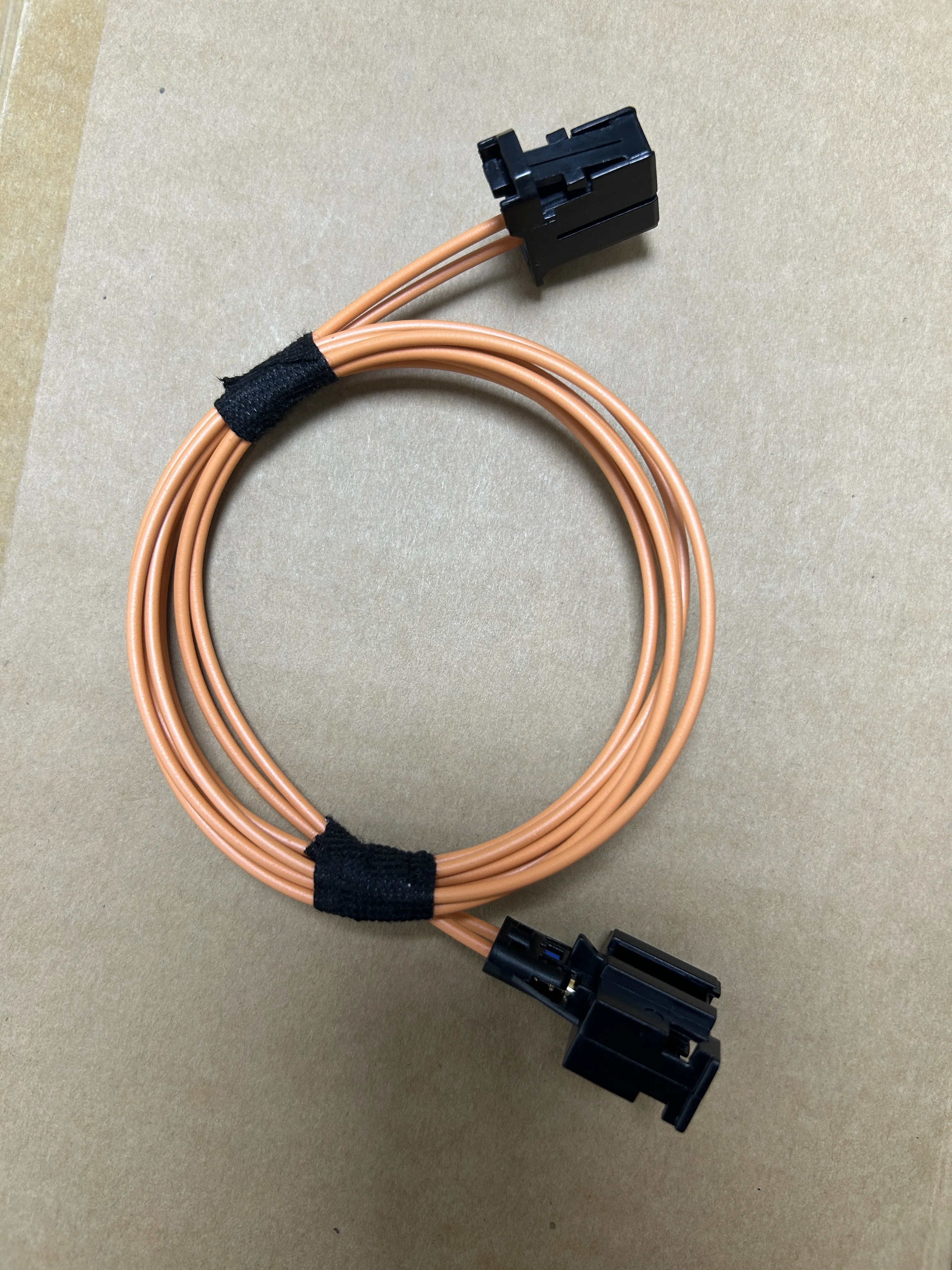 Matching-MOST-male-and-female-connectors-with-plastic-fiber-optic ...
