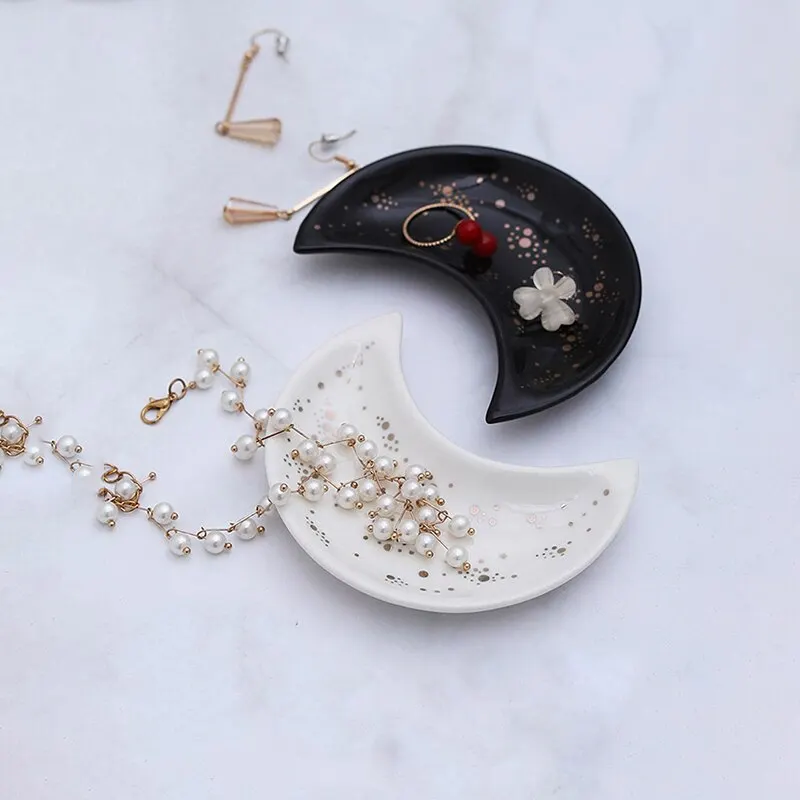 1-Piece-Moon-Type-Ceramic-Plate-Jewelry-Ring-Storage-Ornaments.jpg