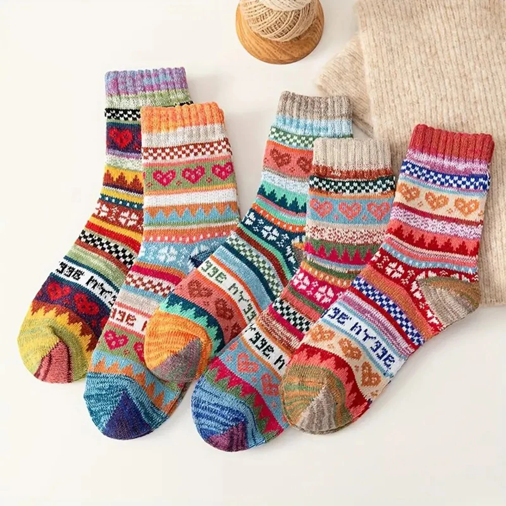 5 Pairs Women Heart-Shaped Printed Mid Tube Socks Fashionable Autumn ...