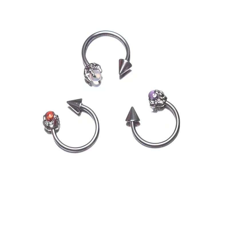 Dragon Bites Lip Piercing