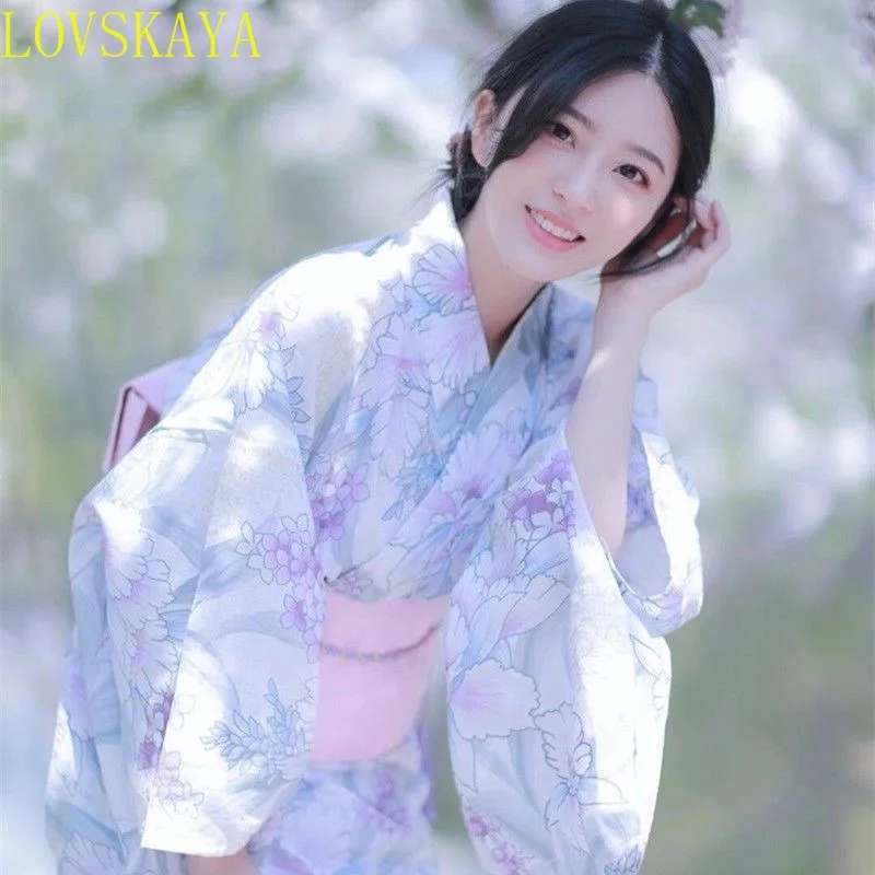 Kimono-japon-s-tradicional-para-mujer-traje-rosa-de-chica-japonesa ...