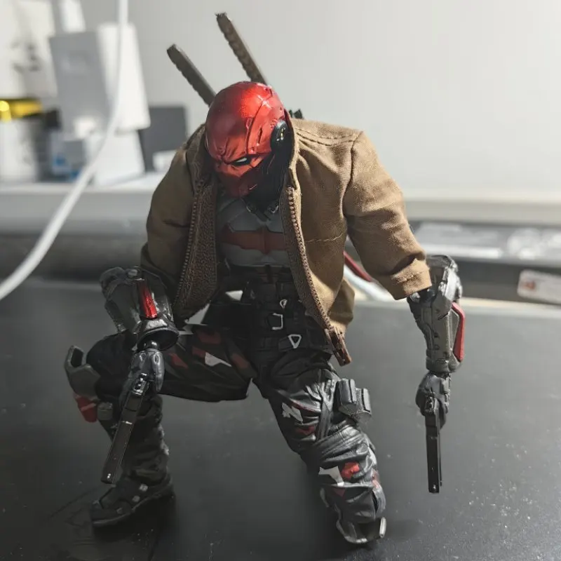 COSER-TOYS-Cabeza-de-soldado-con-capucha-roja-escultura-de-Detective-Comics-villano-del-Joker ...