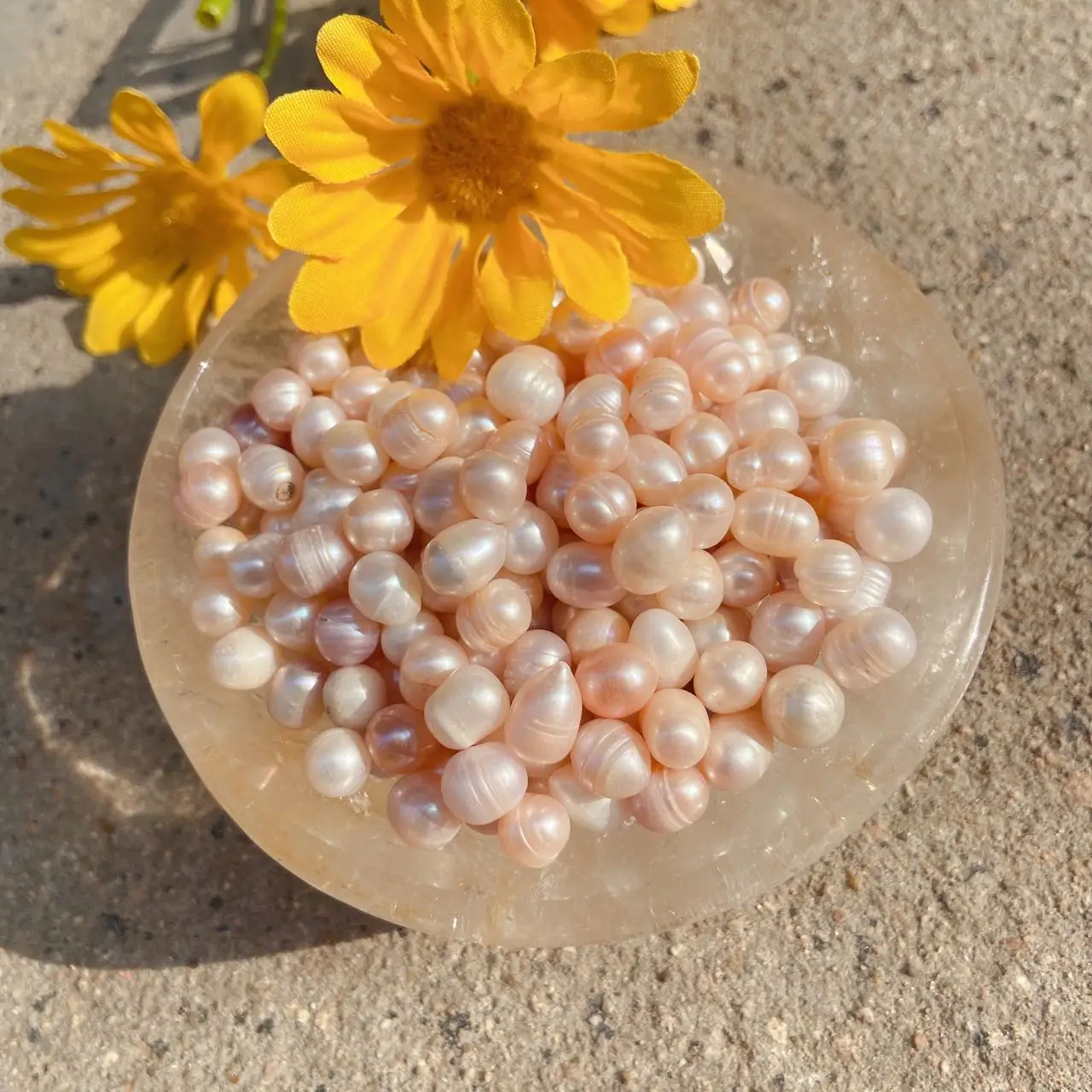 Hilo-de-perlas-blancas-cultivadas-en-agua-dulce-grava-sin-agujero-100 ...