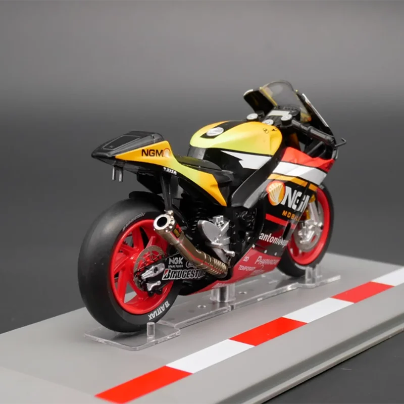 Ixo 1:18 Moto GP 2014 YAMAHA YZR-M1 Yamaha Motorcycle Racing Model Toy ...
