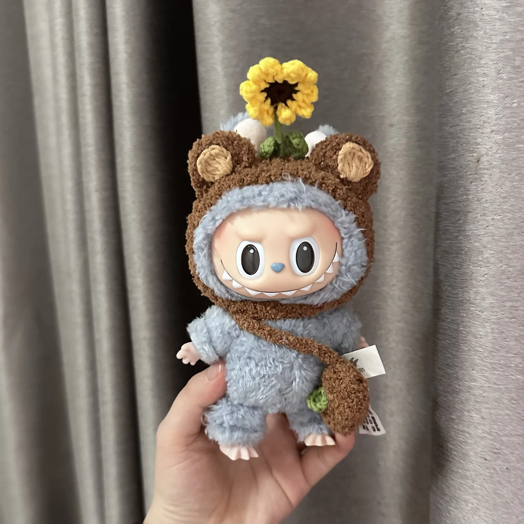 Ropa de muñeca Labubu de 17 cm, girasol, flor roja, latido del corazón ...