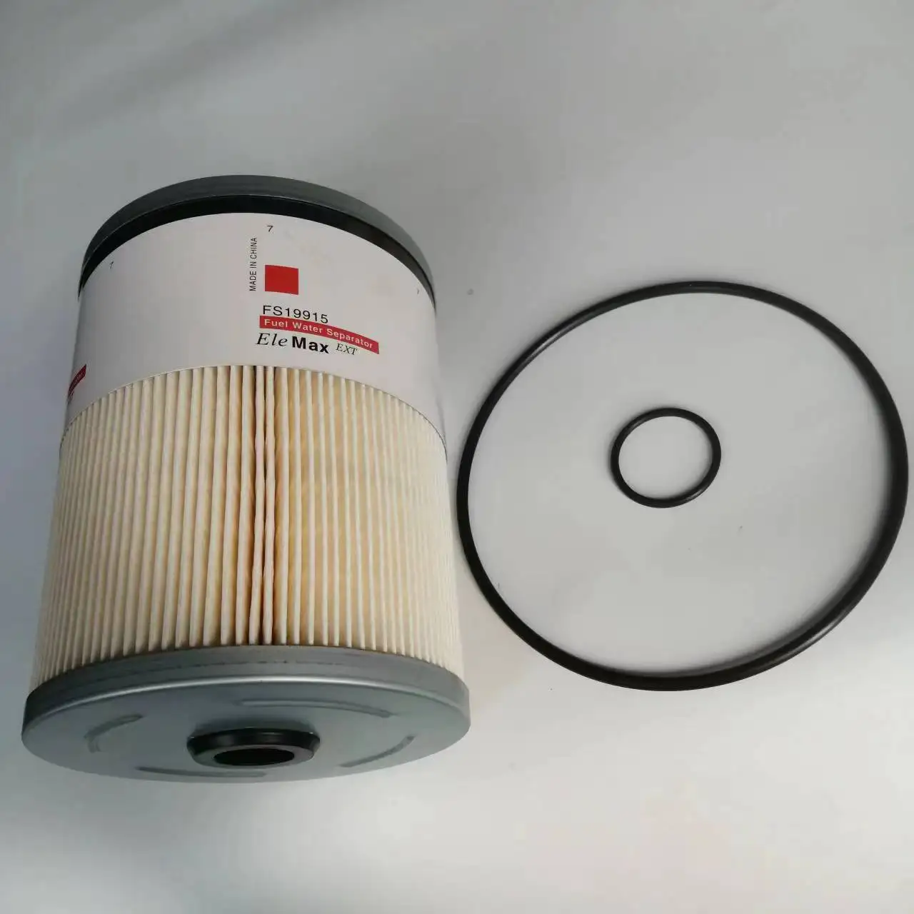 FS19915-fuel-water-separator-filter-Compatible-For-Fleetguard-Detroit ...