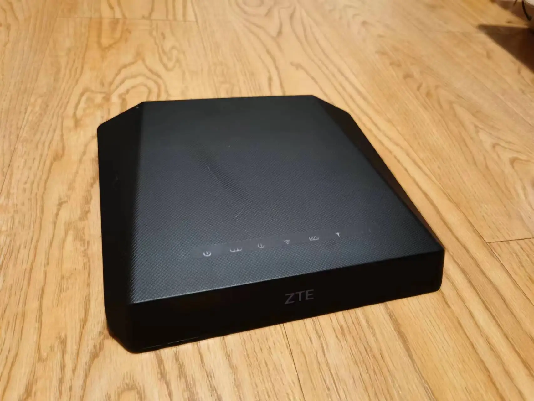 Unlocked-ZTE-MF288-Turbo-Rocket-4G-LTE-AT-T-T-MOBILE-Telus-Phone ...