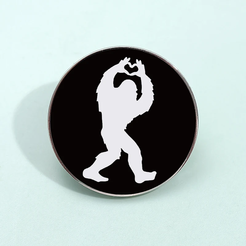 Bigfoot-Sasquatch-Heart-Pins-UV-Printing-Brooches-30mm-Clothes-Collar ...