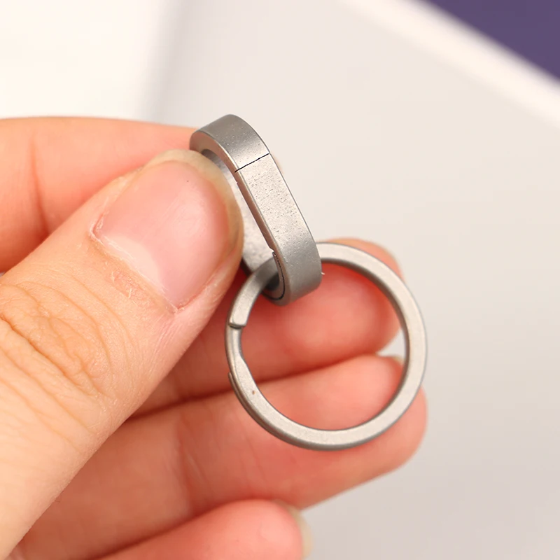 Titanium-Alloy-Mini-Key-Ring-Connection-Buckle-Universal-Joint ...
