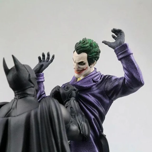 Batman Arkham Origins Joker Figure