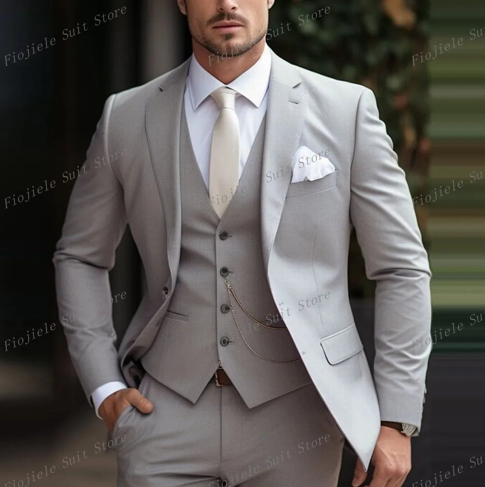Novo terno masculino cinza claro, smoking de negócios, ocasião formal ...