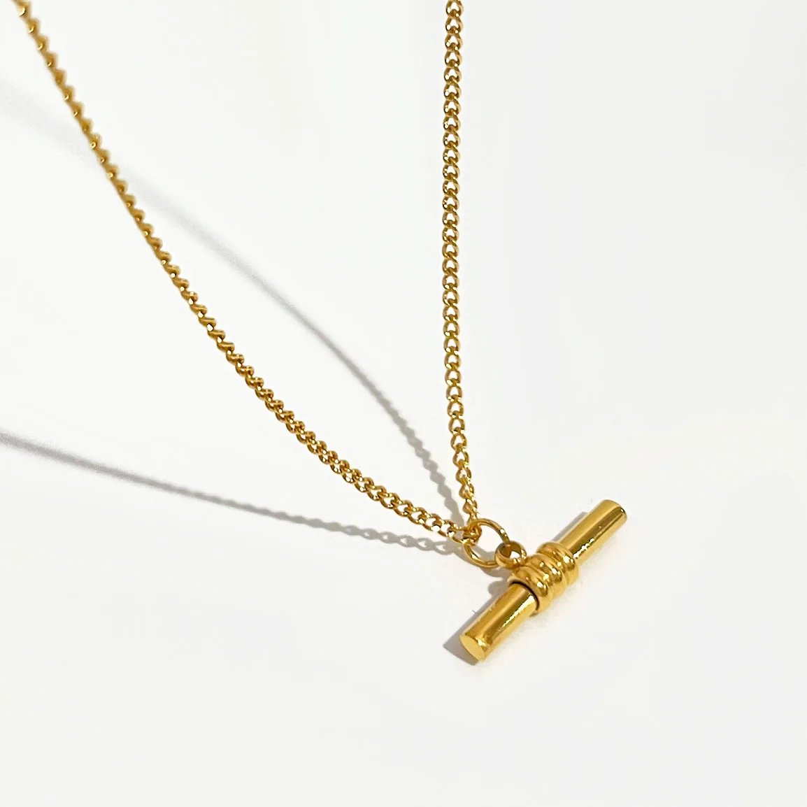 Peri-sBox-Minimalist-Stainless-Steel-Toggle-Pendant-Necklace-For-Women ...