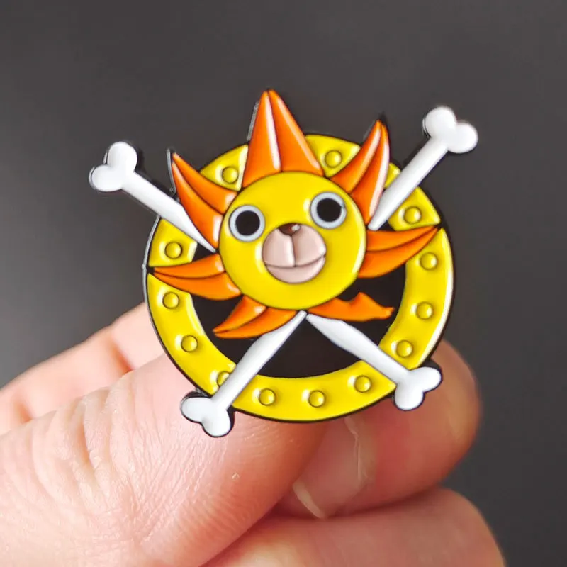 One-Piece Monkey D Luffy Enamel Pin Funny King of Pirates Brooch | One ...