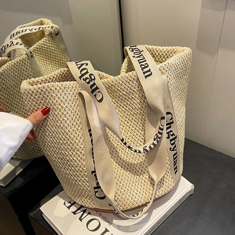 French-niche-grass-woven-women-s-bag-i-summer-new-popular-versatile ...