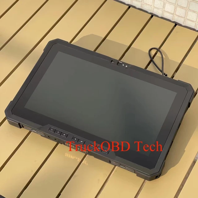 Dell Tablet With Technican