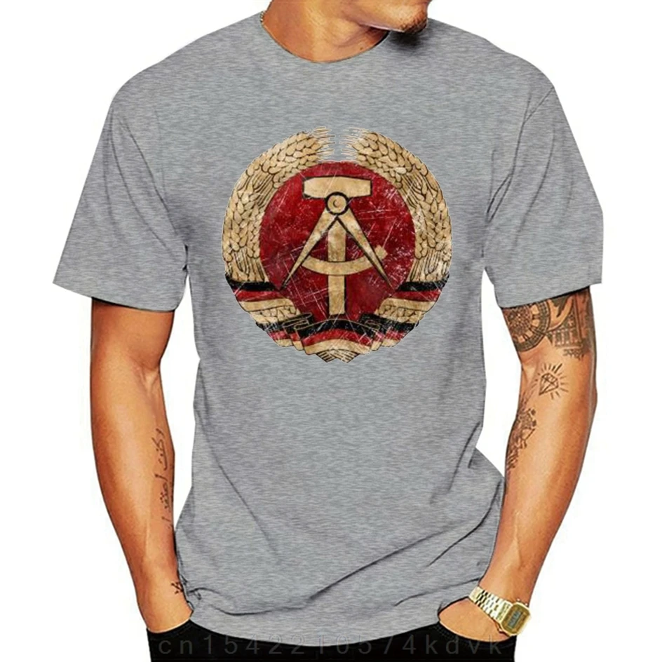 T SHIRT DDR OSTALGIE FAHNE HAMMER ZIRKEL FLAGGE RETRO WEISS OSSI ...