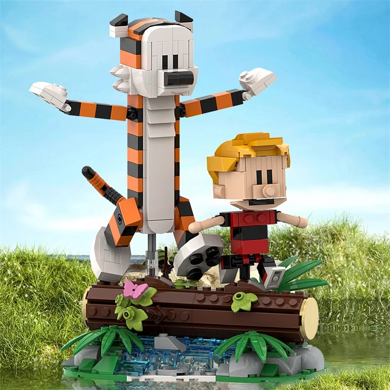 New-MOC-Shooting-Game-Calvined-and-Hobbes-Tiger-Building-Blocks-Model ...