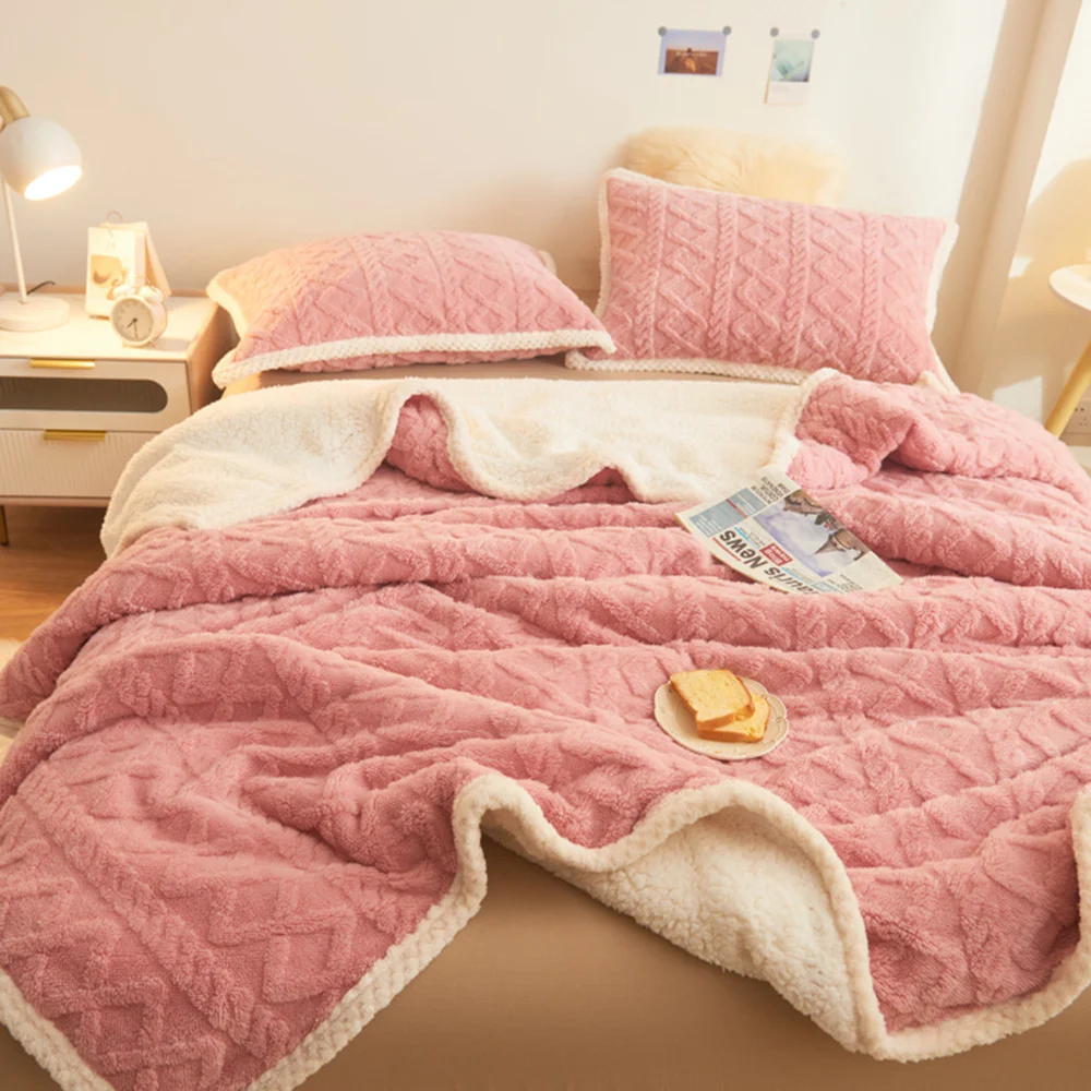 Couverture à carreaux en peluche douce pour la décoration intérieure ...