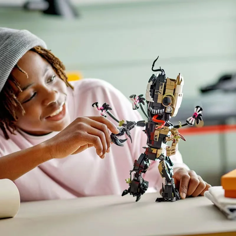 Guardians-of-the-Galaxy-Groot-Brick-Superheroes-Carnage-Battle-Venom ...