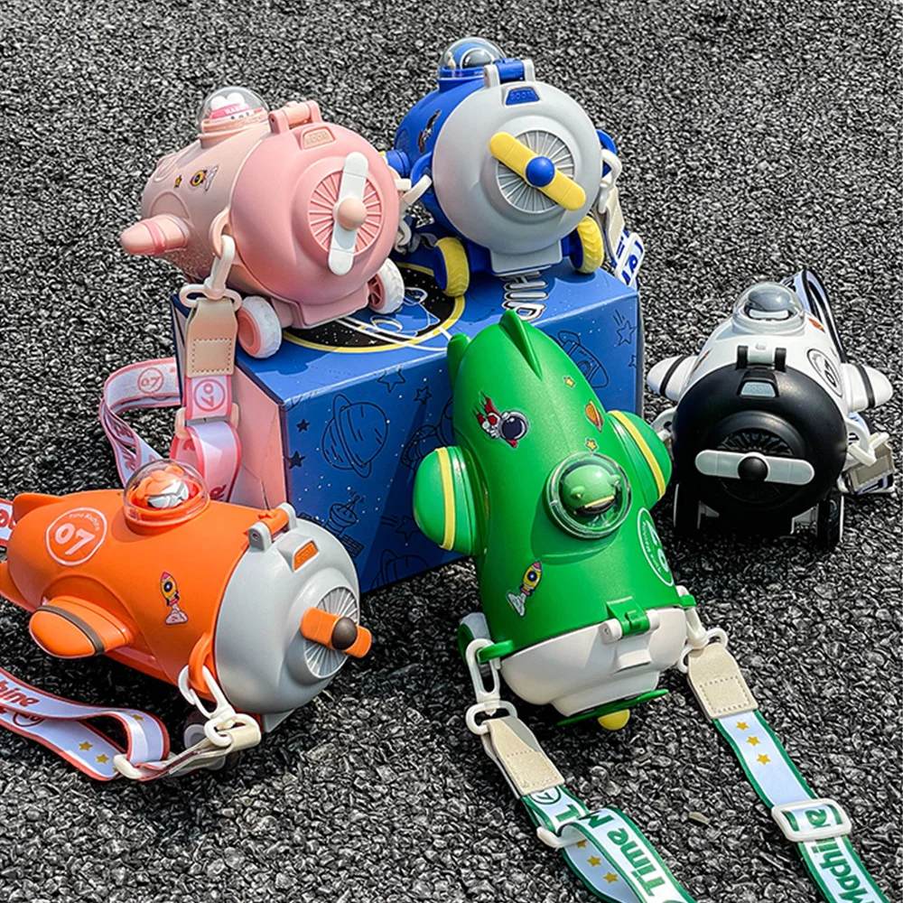 Plastic Water Bottle for Children, Fun, Airplane, Creative Toy, Straw ...