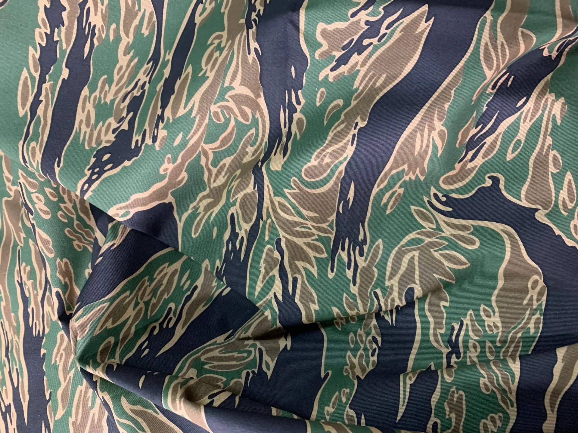 Camouflage Tiger Stripe