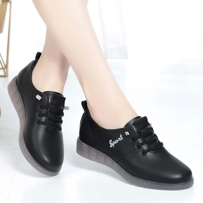 Soft Leather Women's Casual Soft Sole Light Flat Shoes Outdoor Sport ...