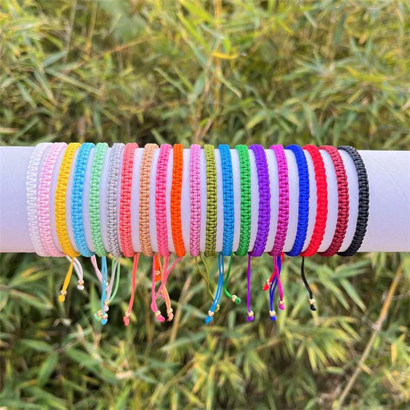 Red-Lucky-Hand-Woven-Bracelets-For-Men-And-Women-As-A-Gift-To-Represent ...