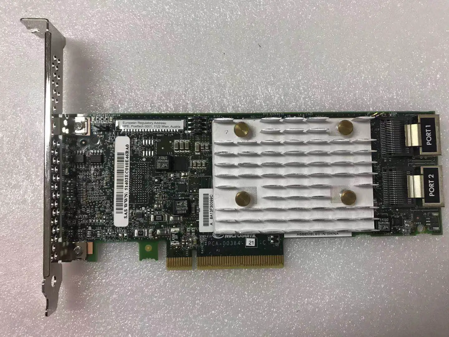 1PCSHPE-804394-B21-836266-001-Smart-Array-E208i-p-SR-Gen10-Ctrlr.jpg