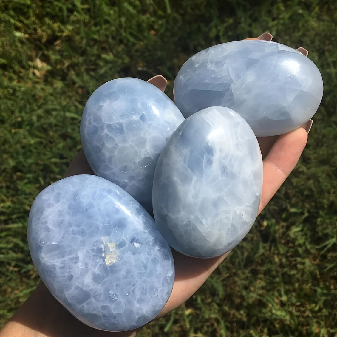 Celestite-Palm-Stone-Energy-Crystal-Crystal-Wood-Stone-Polished ...