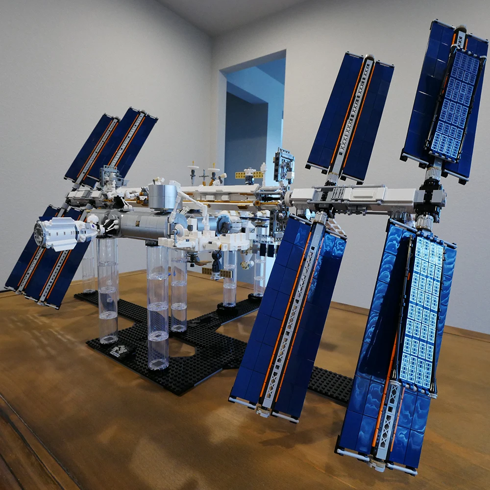MOC-ISS-International-Space-Station-Building-Blocks-Webb-Telescope ...