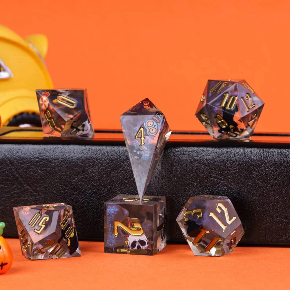 Halloween-Sharp-DND-Dices-Filled-with-Pumpkin-Bat-Cat-Ghost-Skull-7Pcs ...