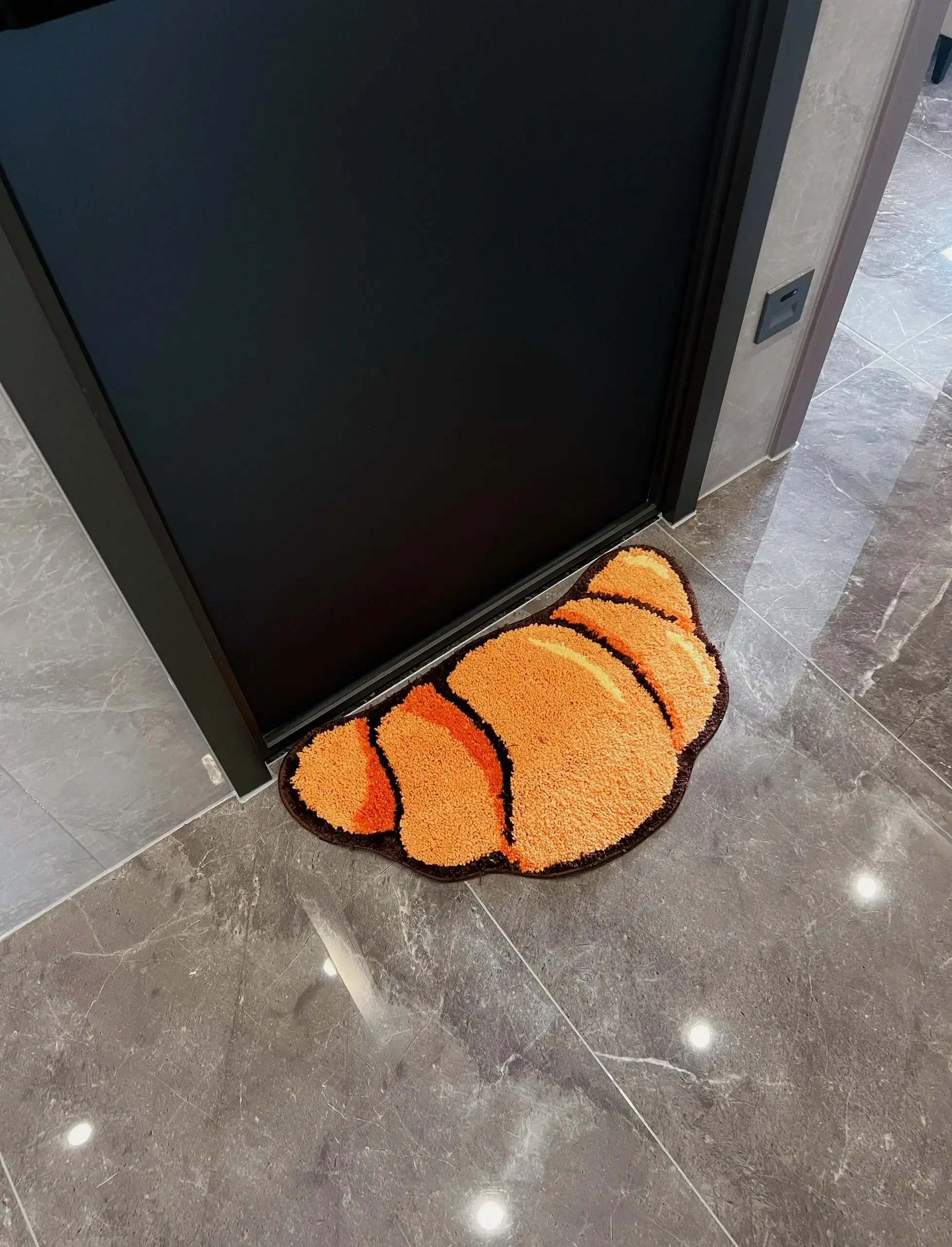 Croissant bathroom flocking floor mat home bathroom toilet water ...