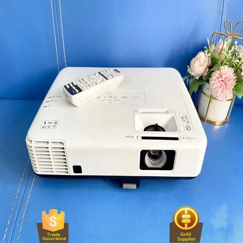 P2000-Ultra-Short-Throw-4K-Triple-Lasers-Projector-2500-ANSI-Lumen-50W ...