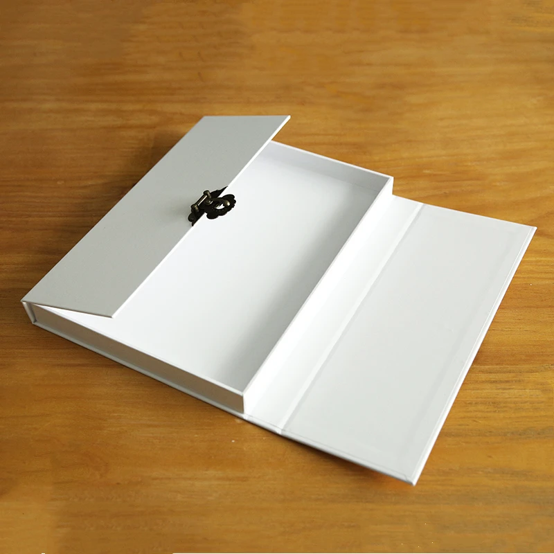 A4 White Paper Gift Case With Lock Empty Package Unisex Use Paper ...
