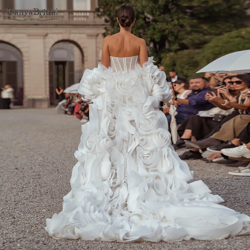 Capa-larga-de-boda-con-flores-rosas-hermosas-mangas-cortas-hinchadas ...