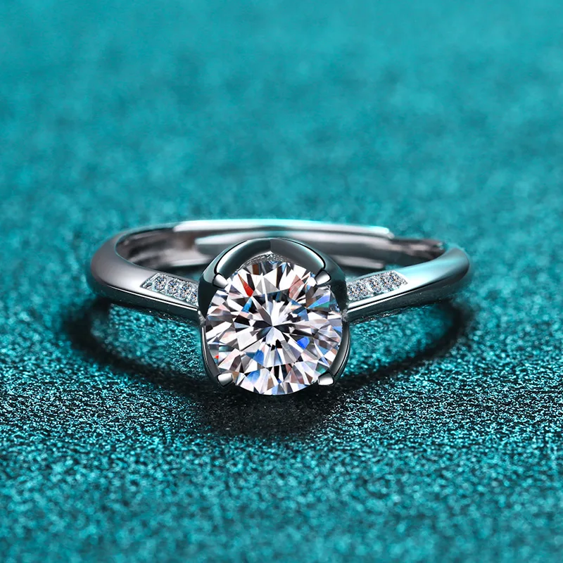 Luxury-Platinum-Pod-Rings-Diamond-Ring-18K-Wedding-Jewelry-Pt950-Moissanite-Classic-Four-Claw ...