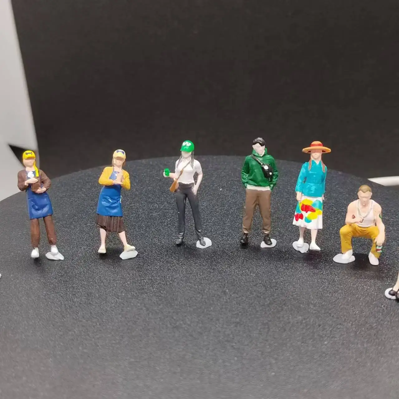 Resin-Diorama-1-64-Scale-Miniature-Figures-Miniatura-Garage-Scenes ...