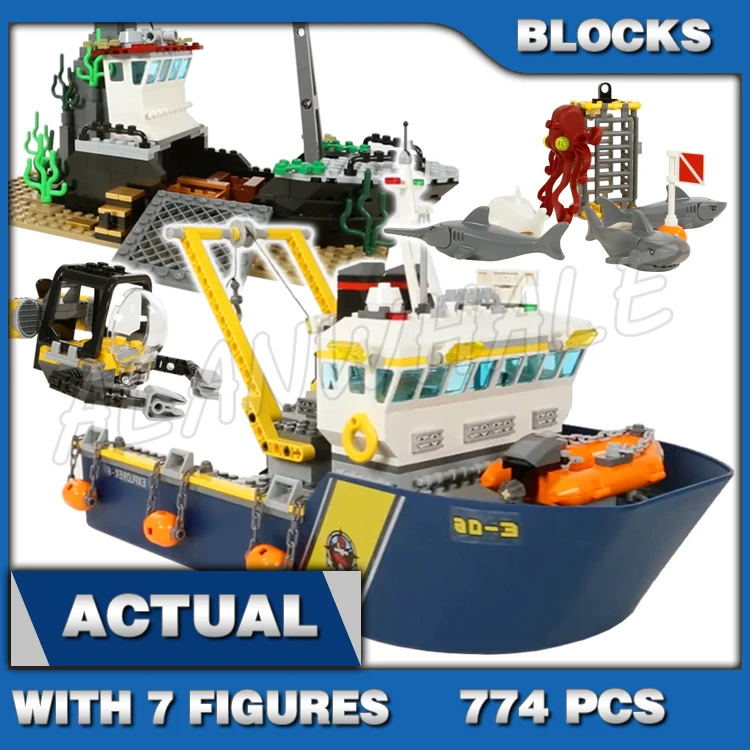 774pcs-City-Deep-Sea-Exploration-Vessel-Submarine-Scuba-Scooter ...