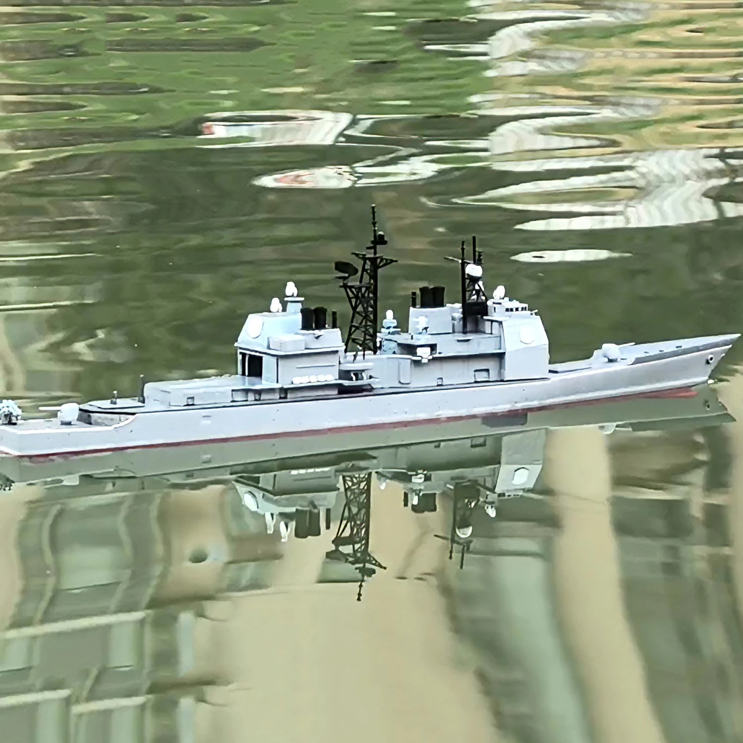 RC Ships 45cm Dual Motor Ticonderoga-class Bunker Hill Cruiser Remote ...