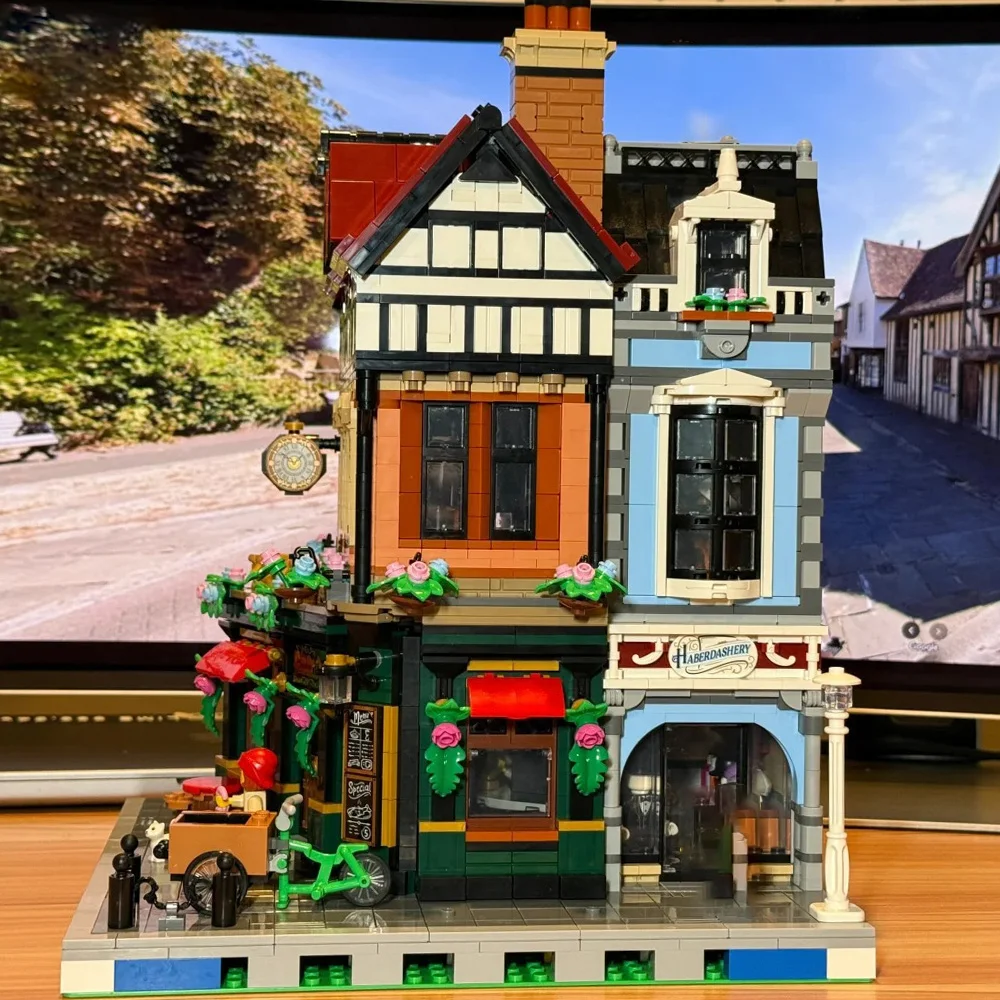 New Tudor Corner Street View Building Blocks Set 3266PCS Bricks ...