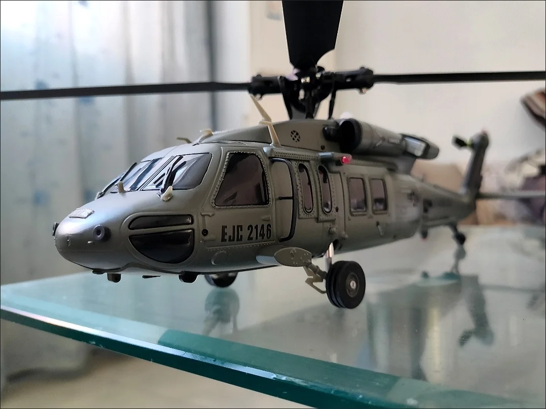 Remote-Controlled-Aircraft-Black-Hawk-Rc-Helicopter-Yxznrc-F09-Uh60 ...