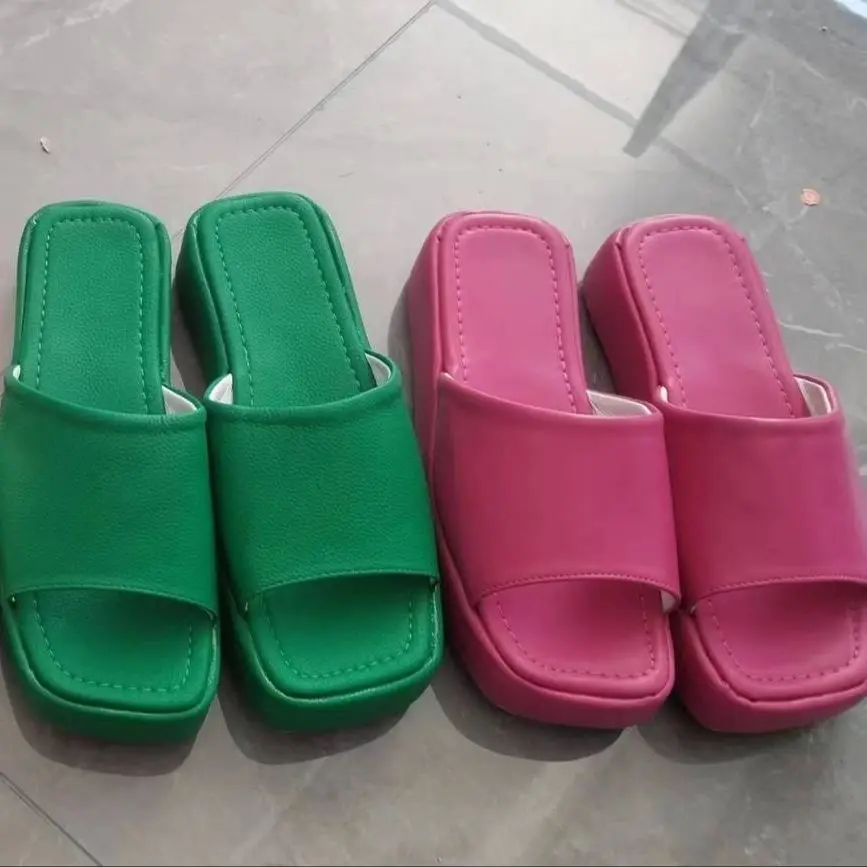 2023 New Style Lady Thick-Soled Shoe Casual Women's Square Slides ...