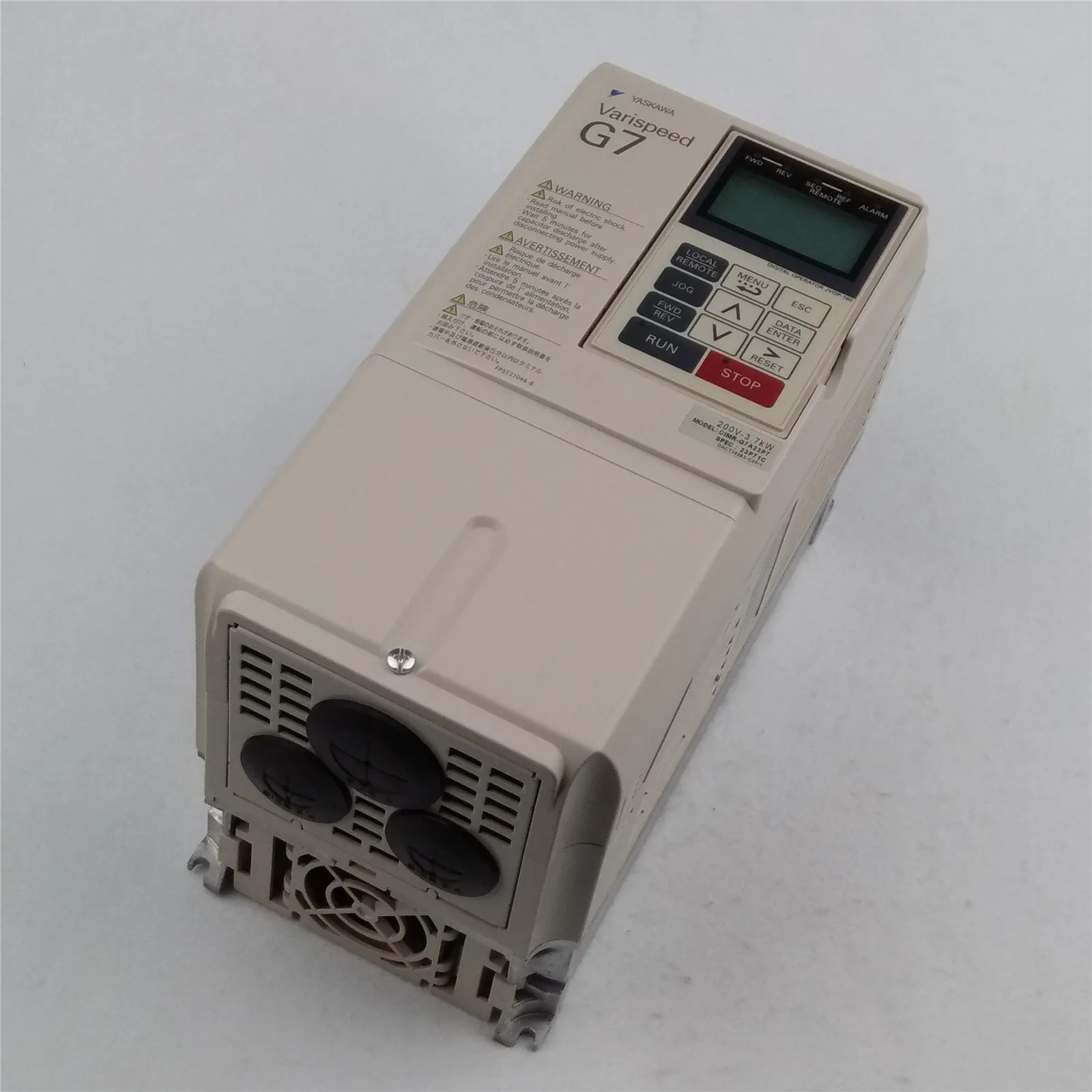 新安川CIMR-G7A23P7 varispeed G7インバータ3PH 200v 3.7KW A-04702