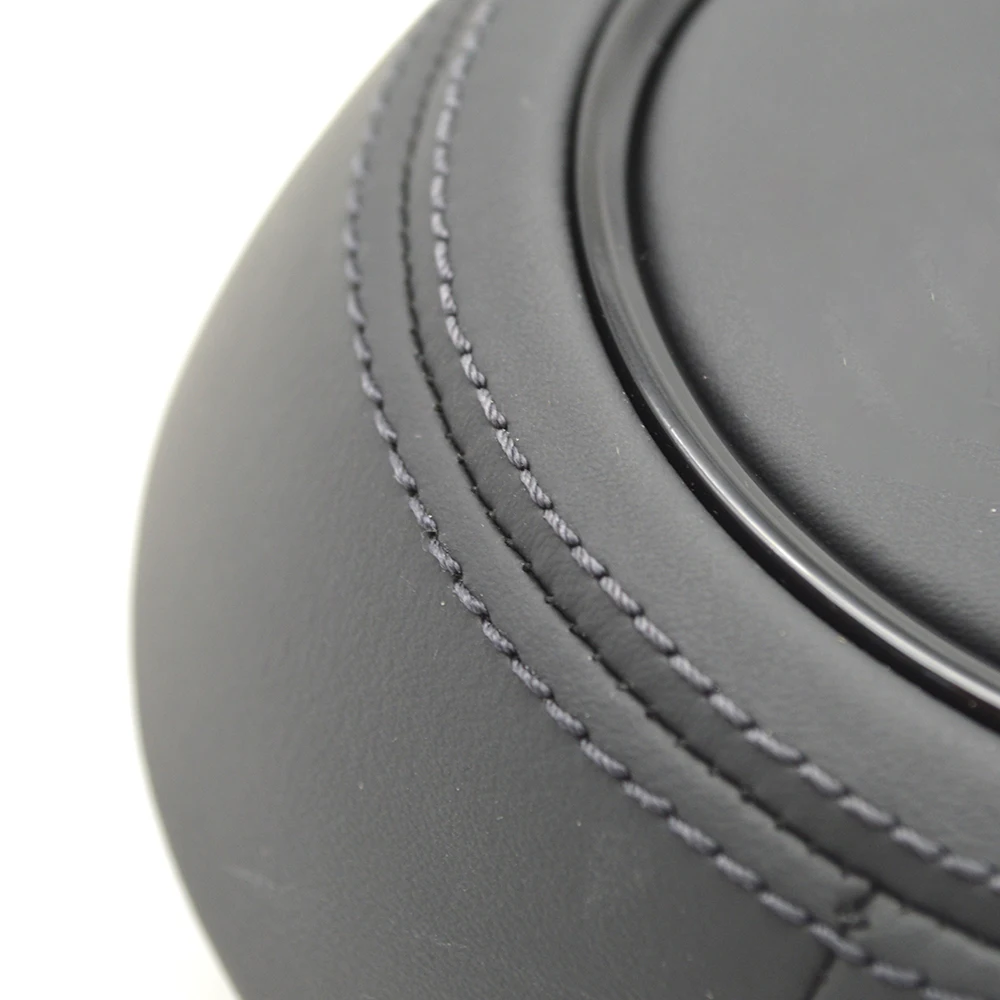 8WD 810 210 G 8WD810210G For Audi A4 B9 Frame Leather plush Frame